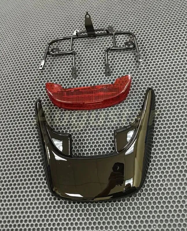 Спойлер для скутера Honda Dio (Хонда Дио) AF-27, AF-28 в сборе со светодиодным стопом