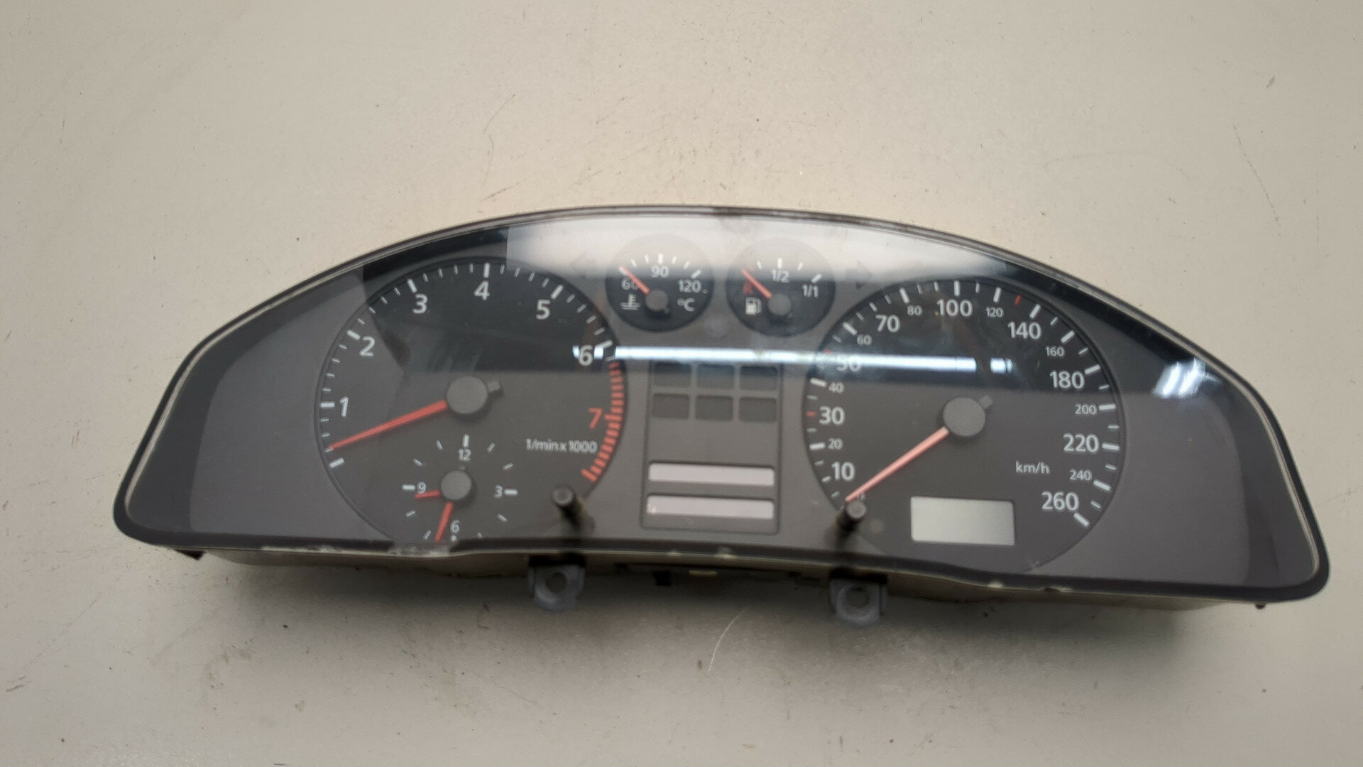 Приборная панель Audi A4 (B5) Б/У