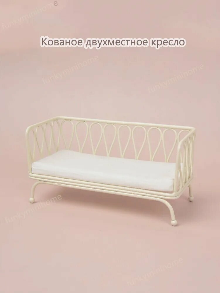 Миниатюрная мебель (масштаб 1:8-1:12): кованое двухместное кресло