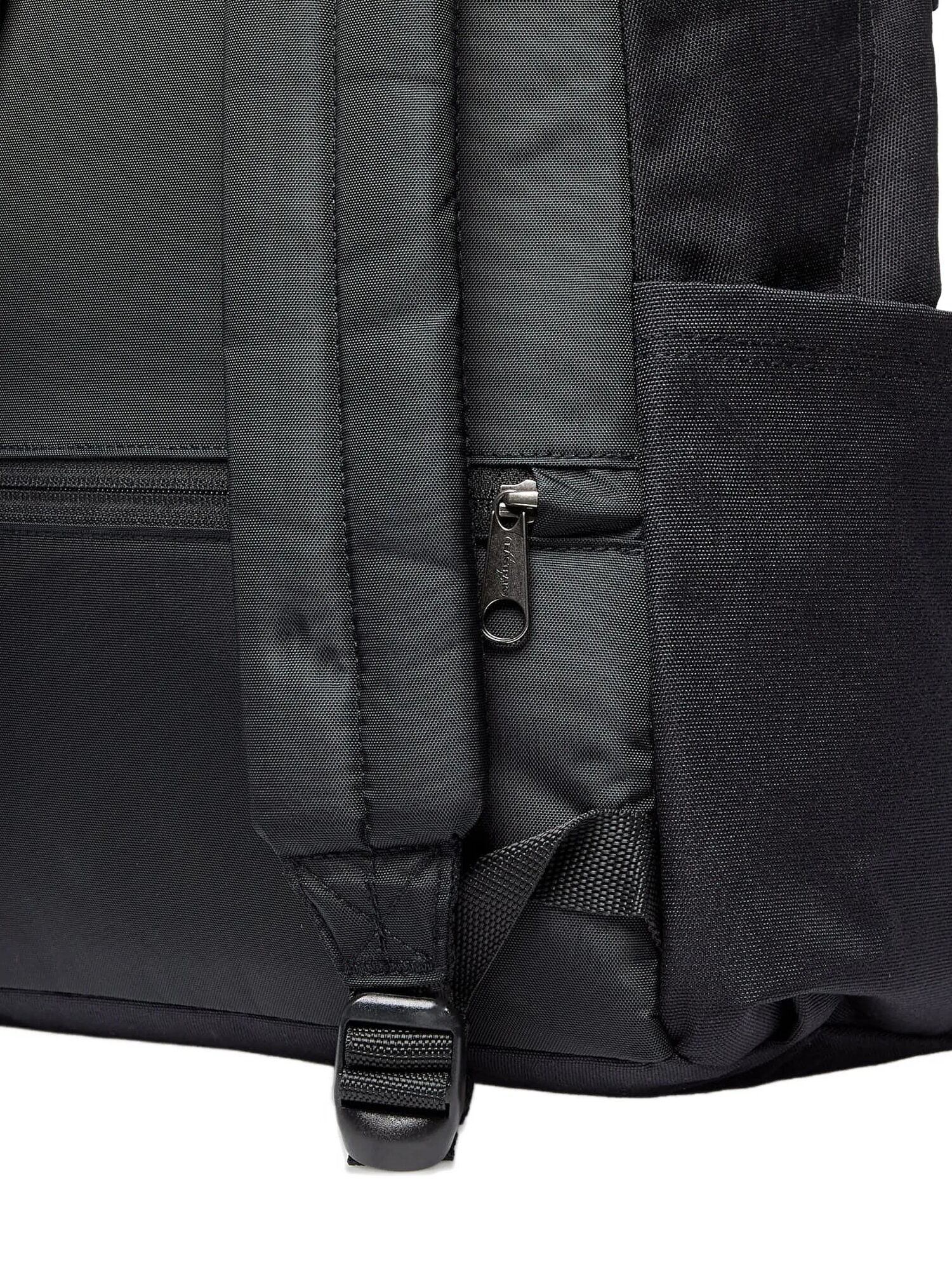 Сумка EASTPAK Day Pak'R backpack, черный/черный — фото 1