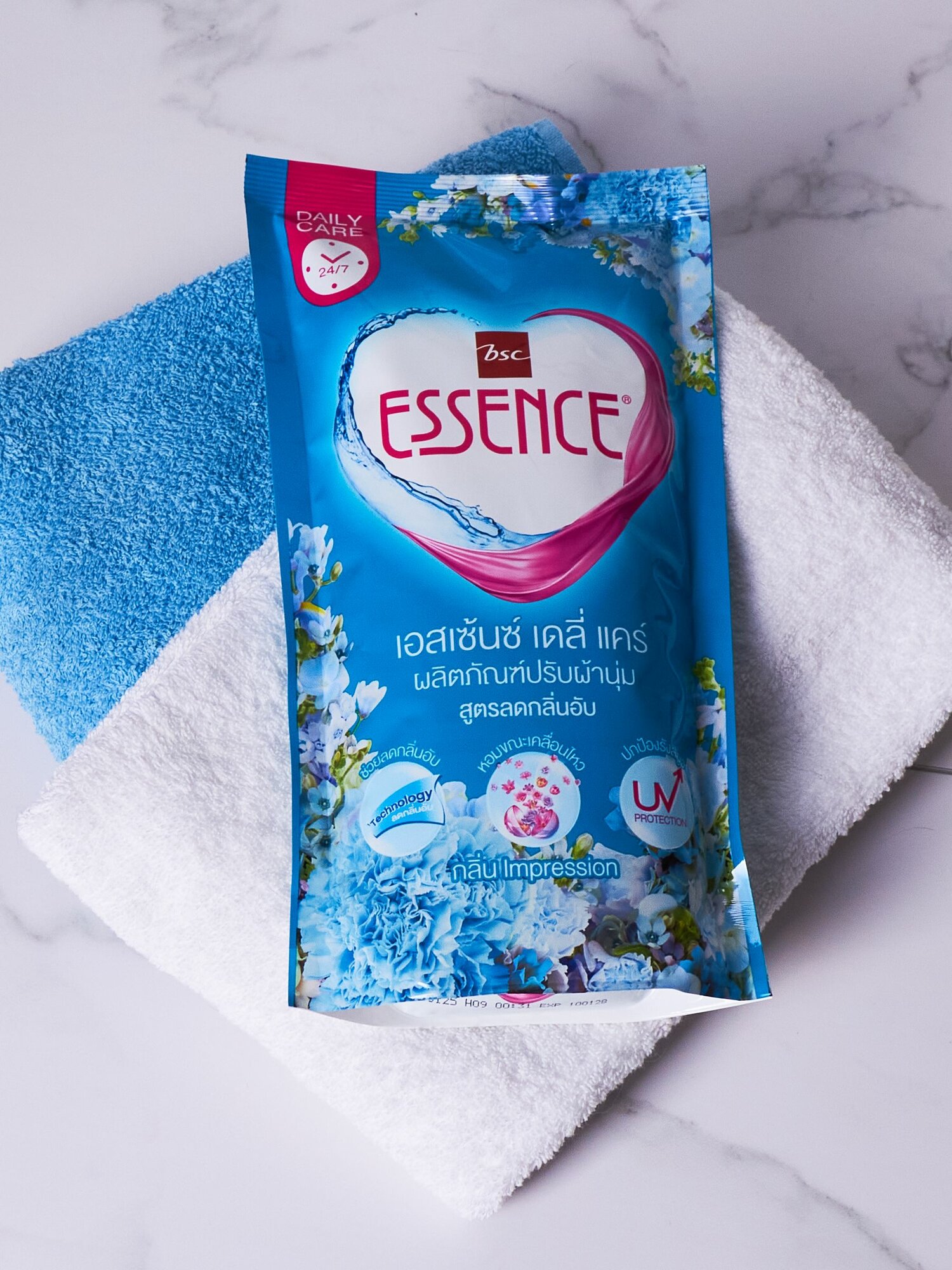 LION Кондиционер для белья "Впечатление" 600 мл Essence Fabric Conditioner Impression