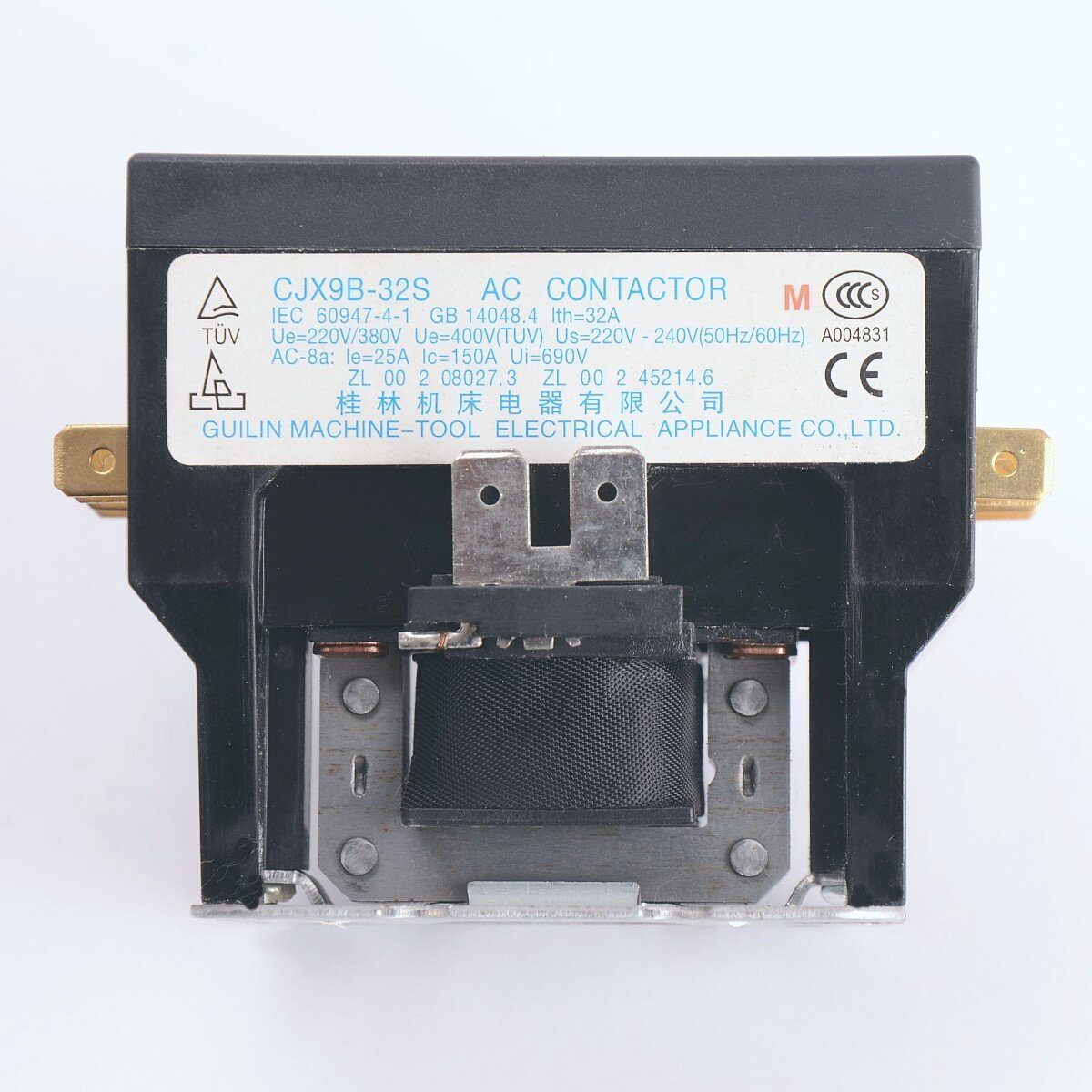 Контактор CJX9B-32S 32А (015681)Контактор CJX9B-32S 32А (015681)
