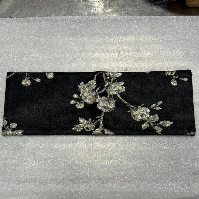 Сатиновый чайный коврик из парчи Черный, черный