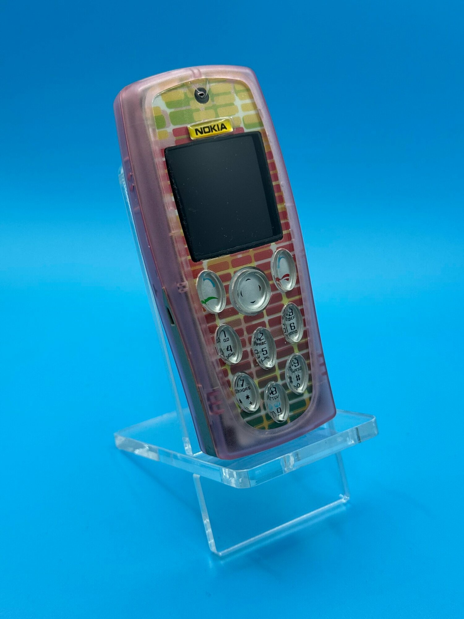 Мобильный телефон Nokia 3200