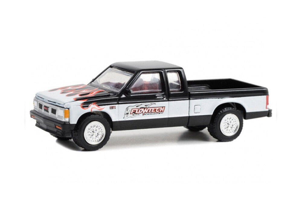 Модель коллекционная GREENLIGHT Gmc S-15 sierra "flowtech exhaust" 1990 (длина модели 6-10 см)