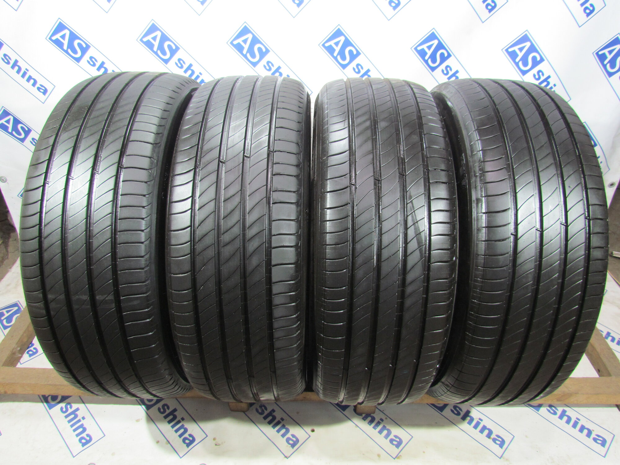 Комплект (4 шт) Michelin e.Primacy 245 50 R20 летние БУ шины 5-10% износ , артикул 0029253