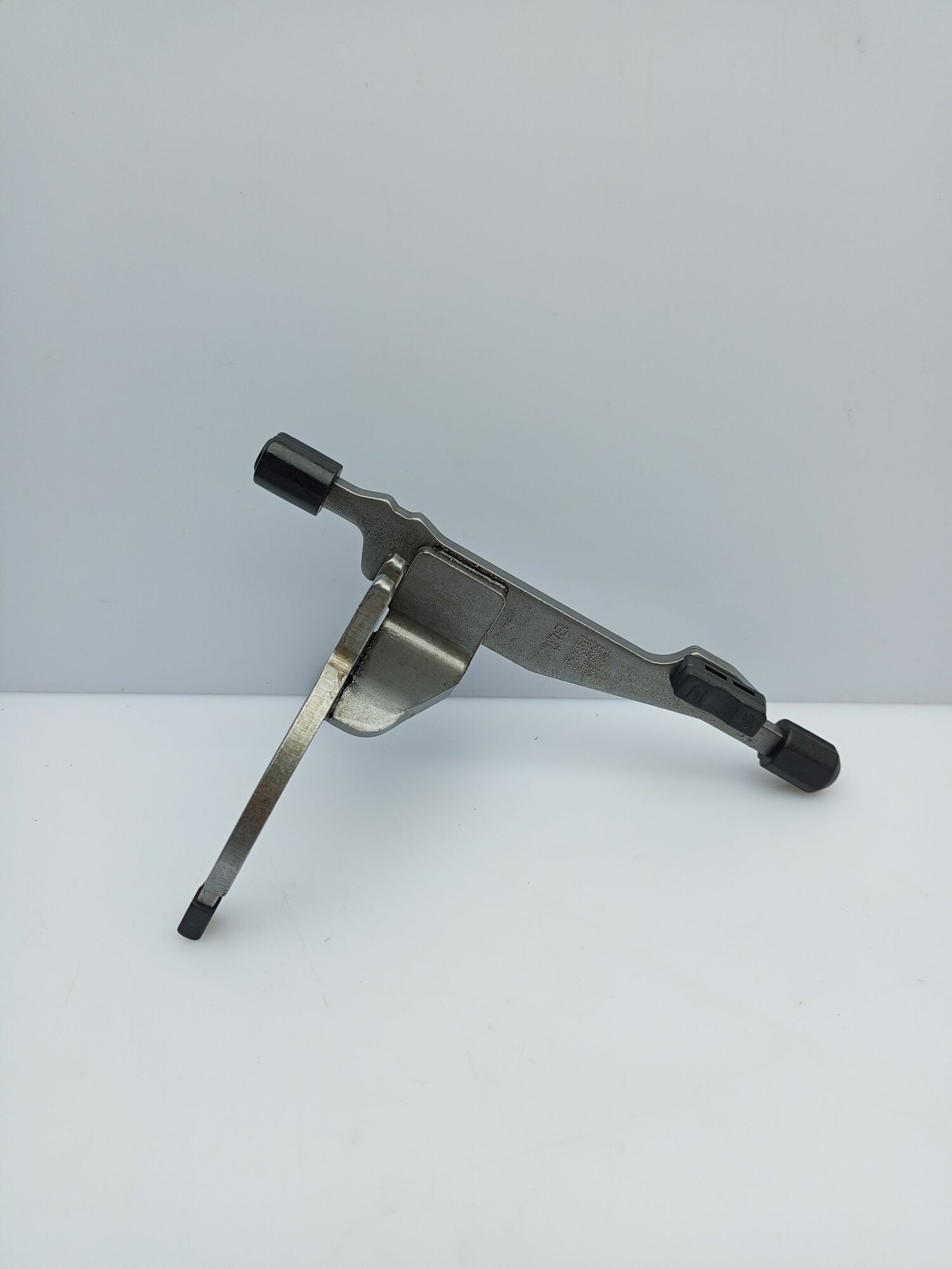 Новая вилка включения 2-4 передачи DSG7 DQ200 VAG Transpeed 0AM311559C