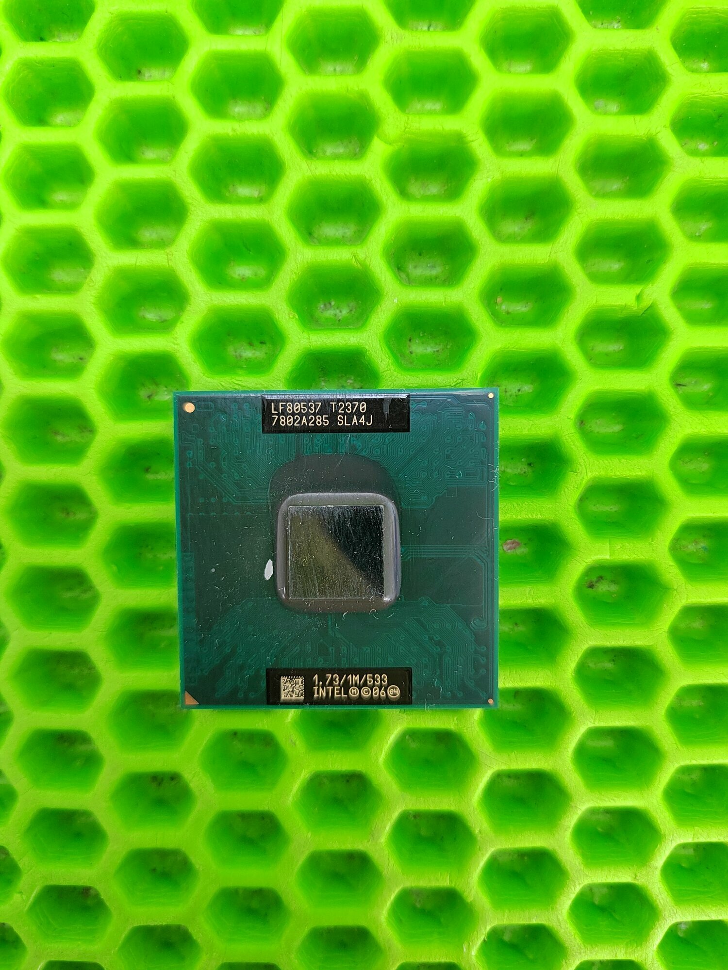 Процессор Intel Pentium T2370, SLA4J