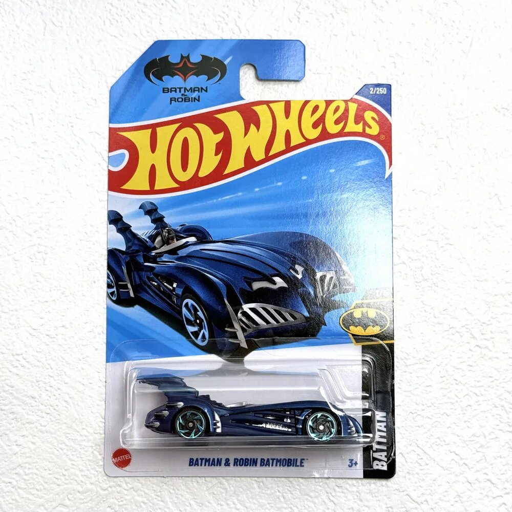 Hot Wheels Бэтмобиль Бэтмена и Робина синего цвета 1:64
