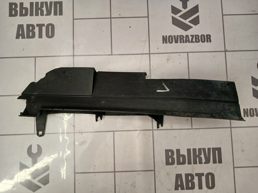 Воздуховод радиатора Renault Megane 2 02-09