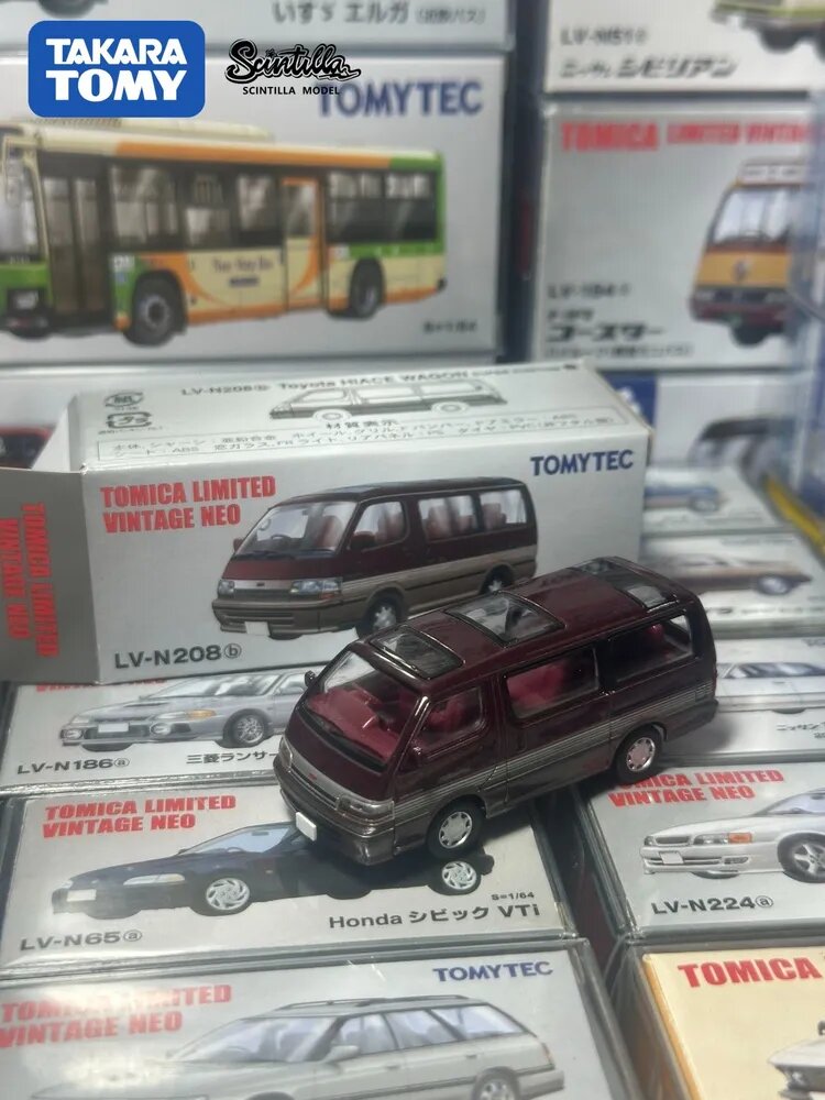 Машинка Tomytec 1/64 Tomica Limited Vintage Tomytec TLV LV-N208b Toyota Hiace Wagon Super Custom Alloy Car Model Collection Gift