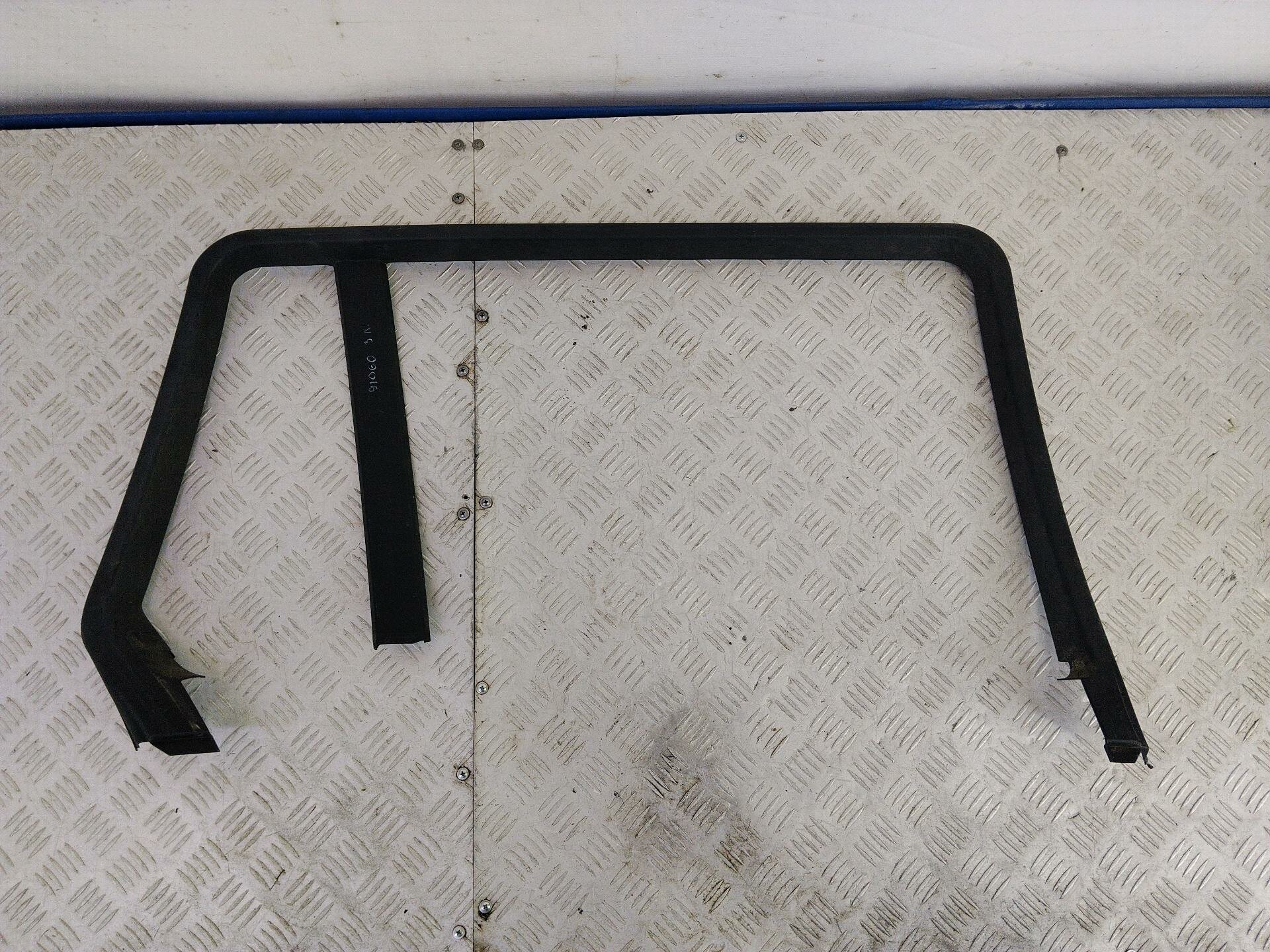 Накладка двери внутренняя задняя левая BMW 5 E60/E61 2006 5135704417711