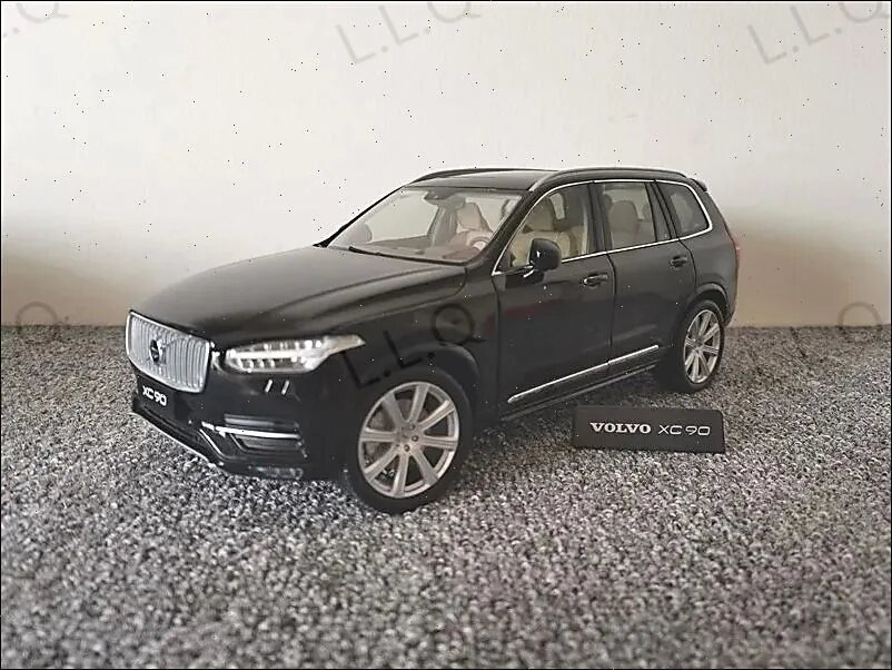 Volvo XC90 1: 18 Модель автомобиля из металлических сплавов / 26 * 10 * 10 см / Коллекционная модель автомобиля, черный