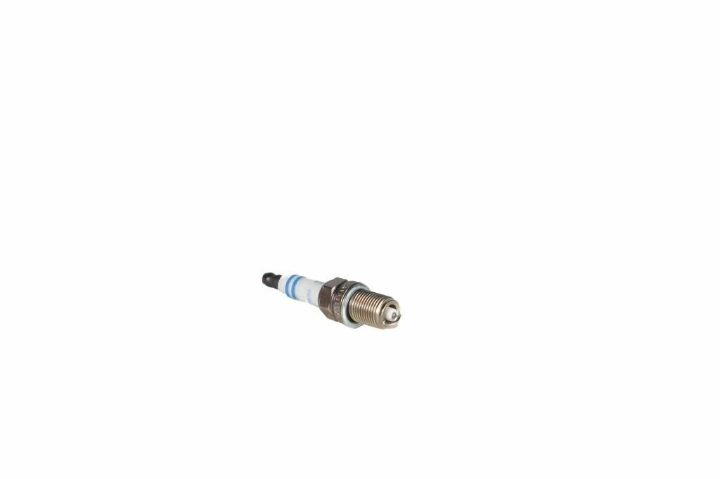 Свеча зажигания BOSCH 242236616 BMW 5, X1, X3, X4 09-15