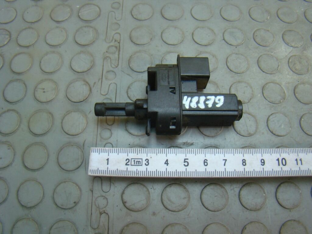 Датчик педали сцепления Ford Focus II 2005-2008 1343269 (с пробегом)