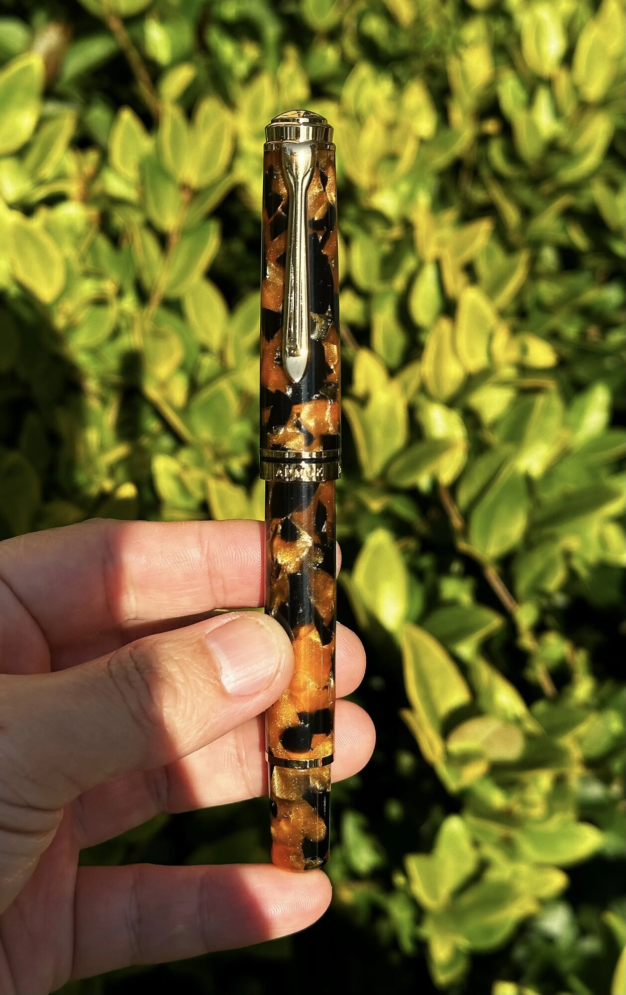 Перьевая ручка ADMOK M800 Amber, Schmidt F (0.5mm)