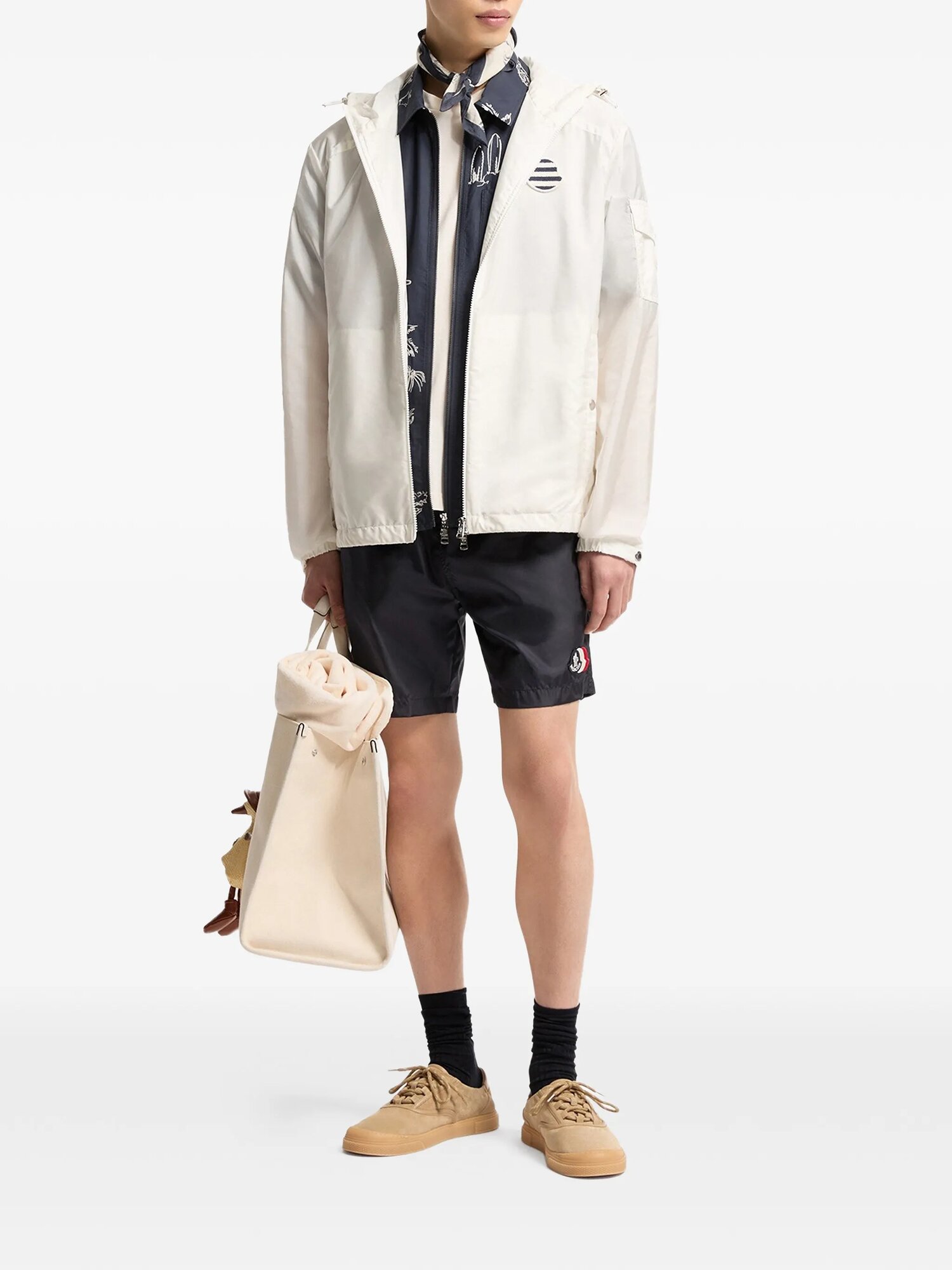 Шорты для плавания Moncler Logo-patch swim shorts, размер S, синий — фото 1