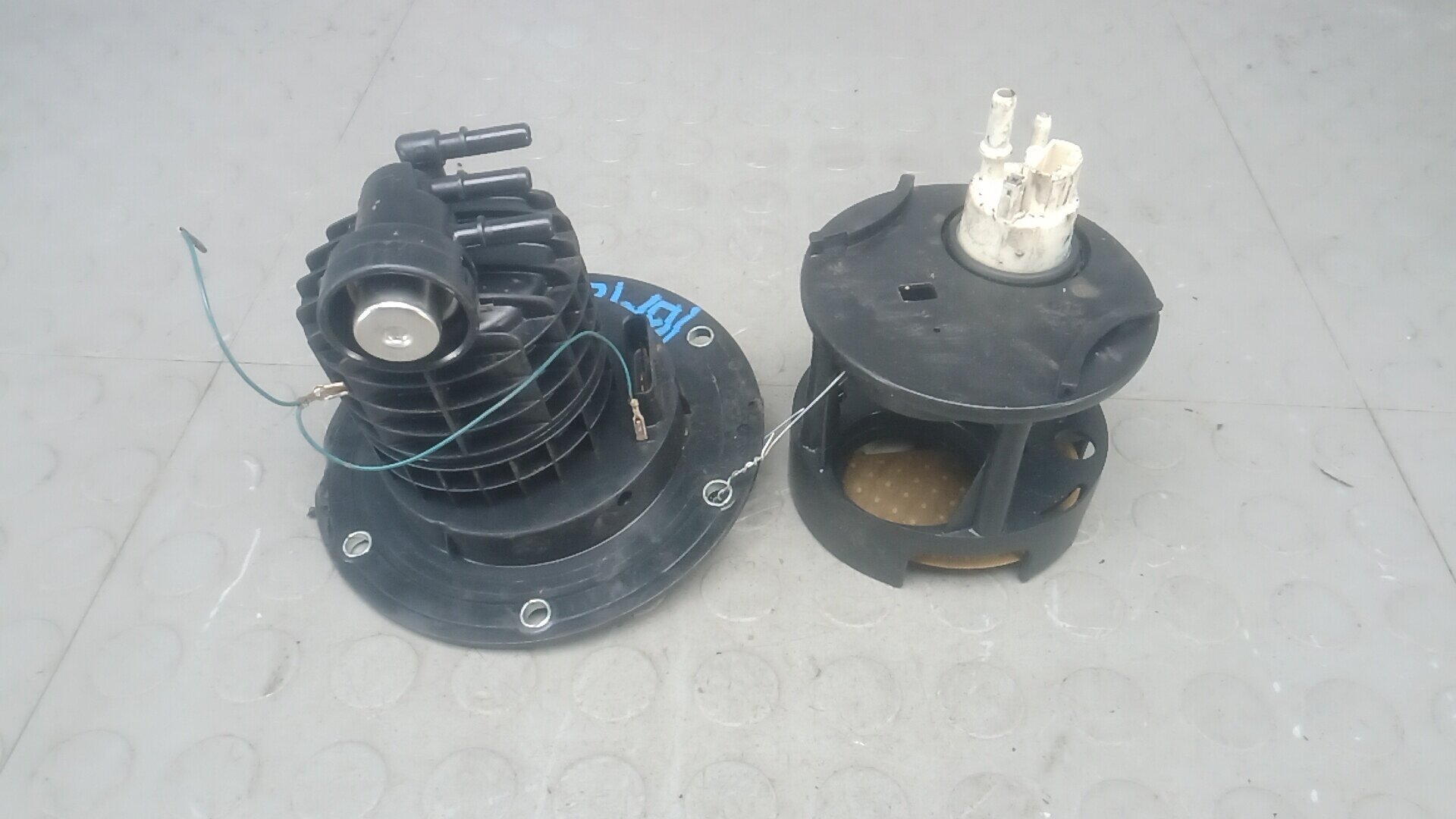 Насос топливный электрический MERCEDES BENZ S-CLASS W221