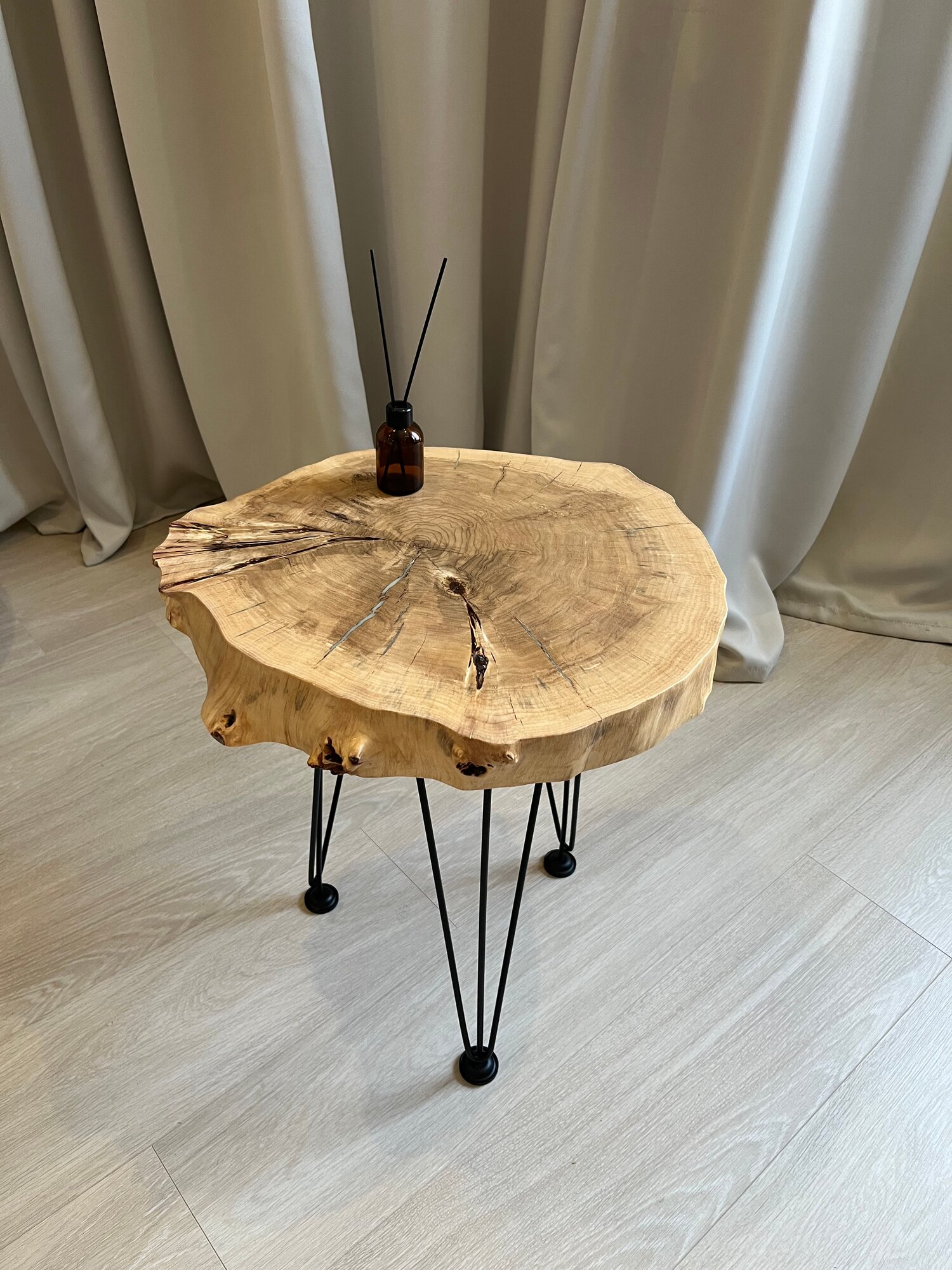 Светящийся Журнальный столик из тополя 47-42-6 см, стол из эпоксидной смолы