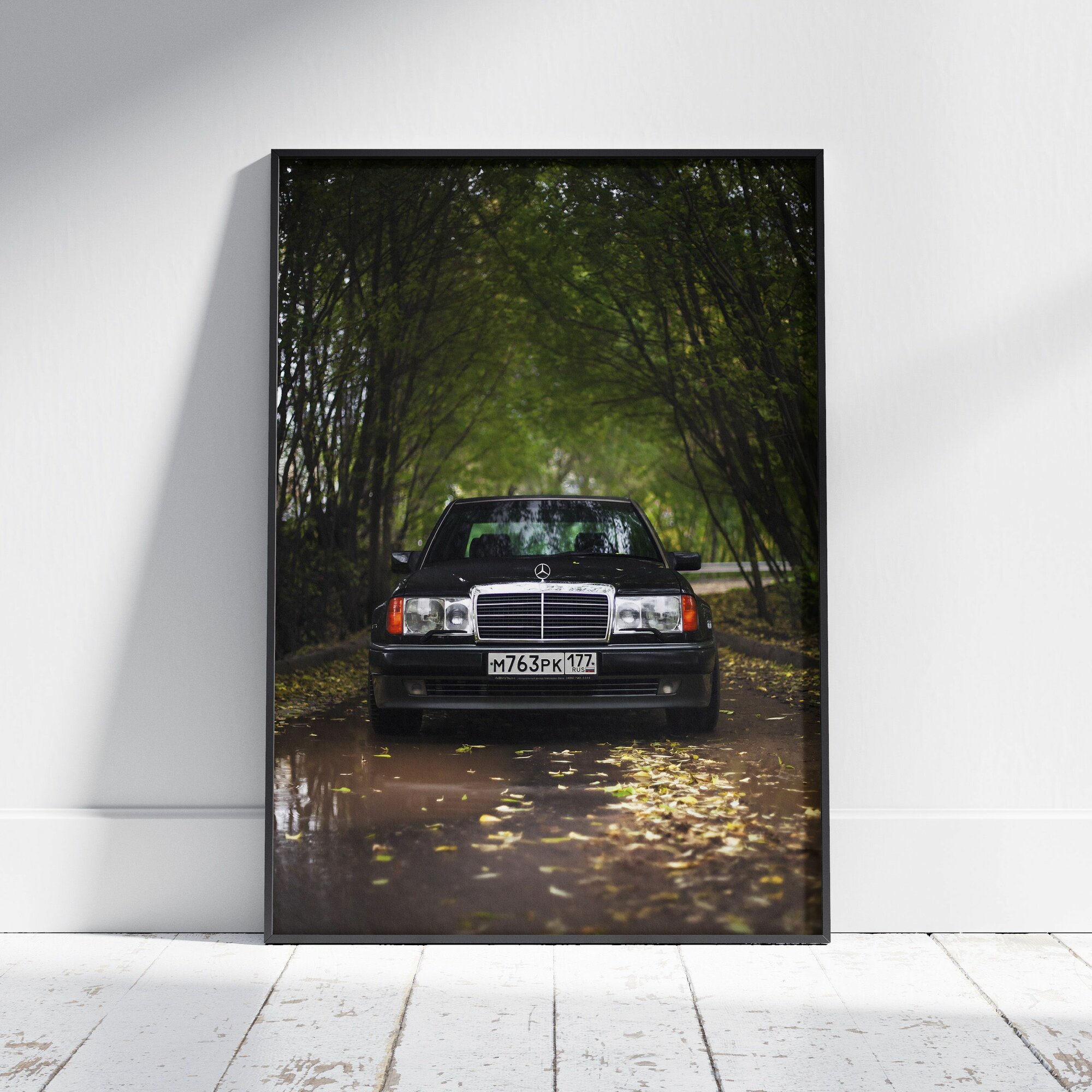 Плакат на стену для интерьера Культовые машины (Mercedes Benz W124 9) - Постер по легендарным и классическим ретро автомобилям формата А4 (21x30 см)