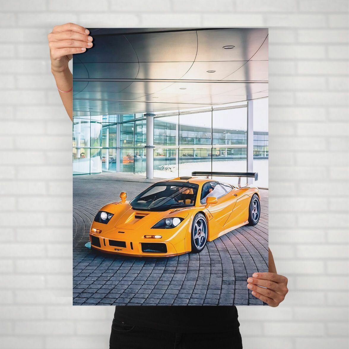 Плакат на стену для интерьера Культовые машины (McLaren F1 5) - Постер по легендарным и классическим ретро автомобилям формата А2 (42x60 см)