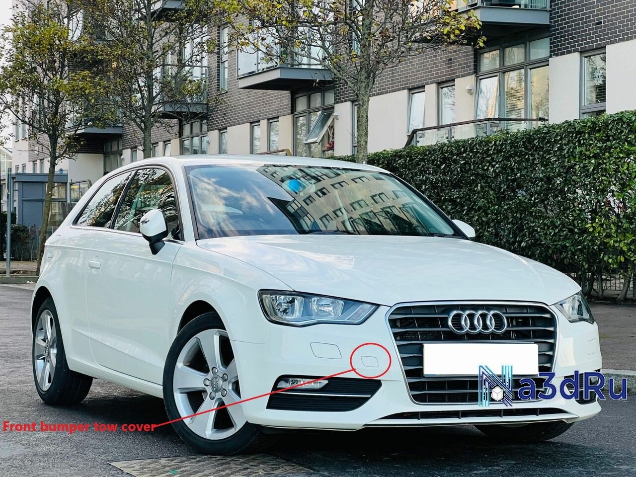 Заглушка переднего бампера буксировочного крюка Audi A3, Ауди а 3 (8V5807241)