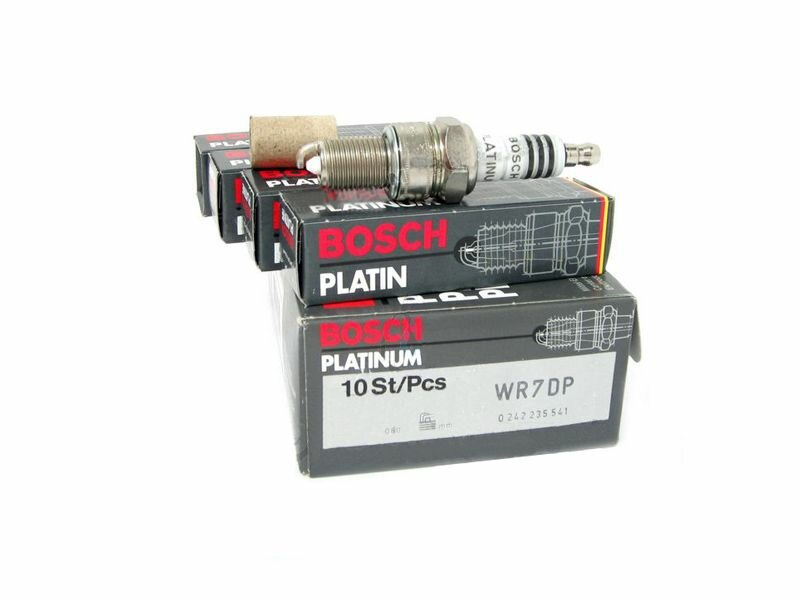 Свеча зажигания ВАЗ-2108-2109, 21213 карбюратор (WR7DP 0.8) платинум