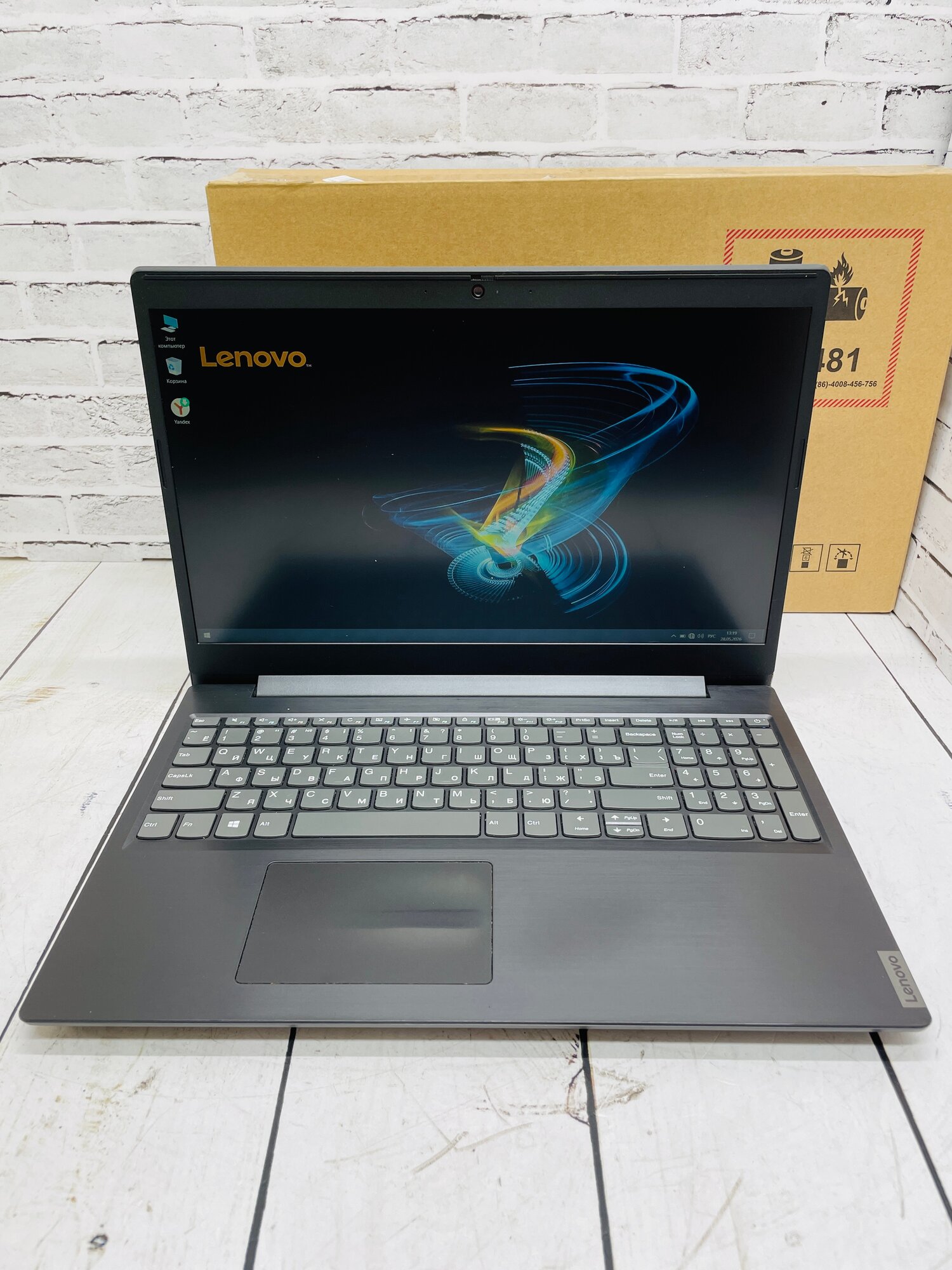 Ноутбук 15,6, Lenovo S145 1, AMD Athlon 300U, 6 Gb DDR4, 120 Gb SSD, AMD Radeon Vega 3