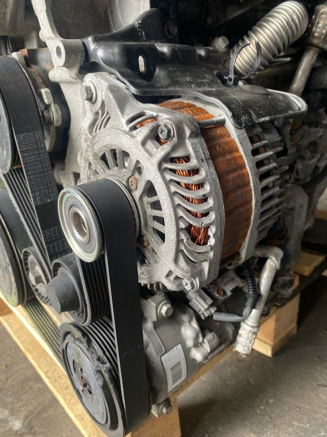 Генератор для Renault Megane 3 2.0 OEM 8200960536