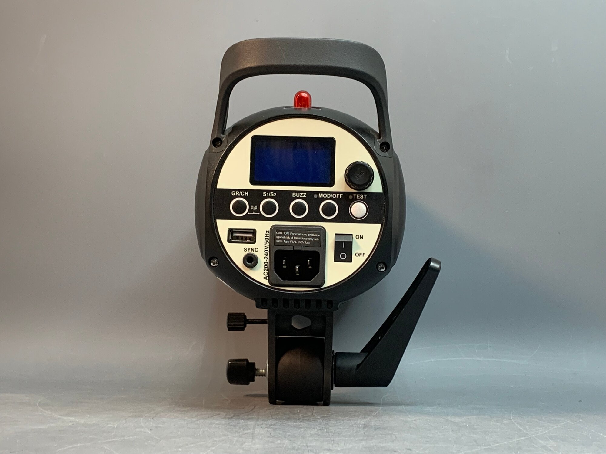 Godox SK300II — фото 1
