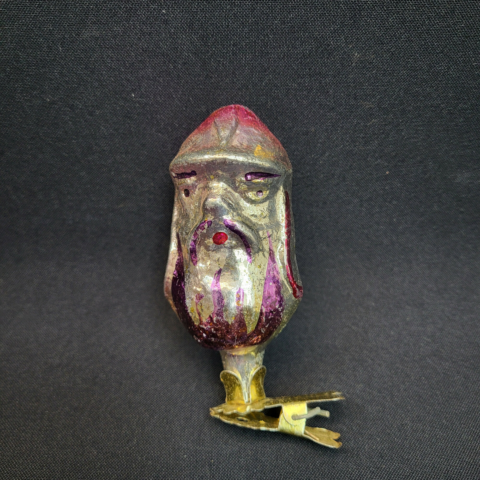 Елочная игрушка винтажная, СССР. Стекло, на прищепке, фигурка старика с бородой