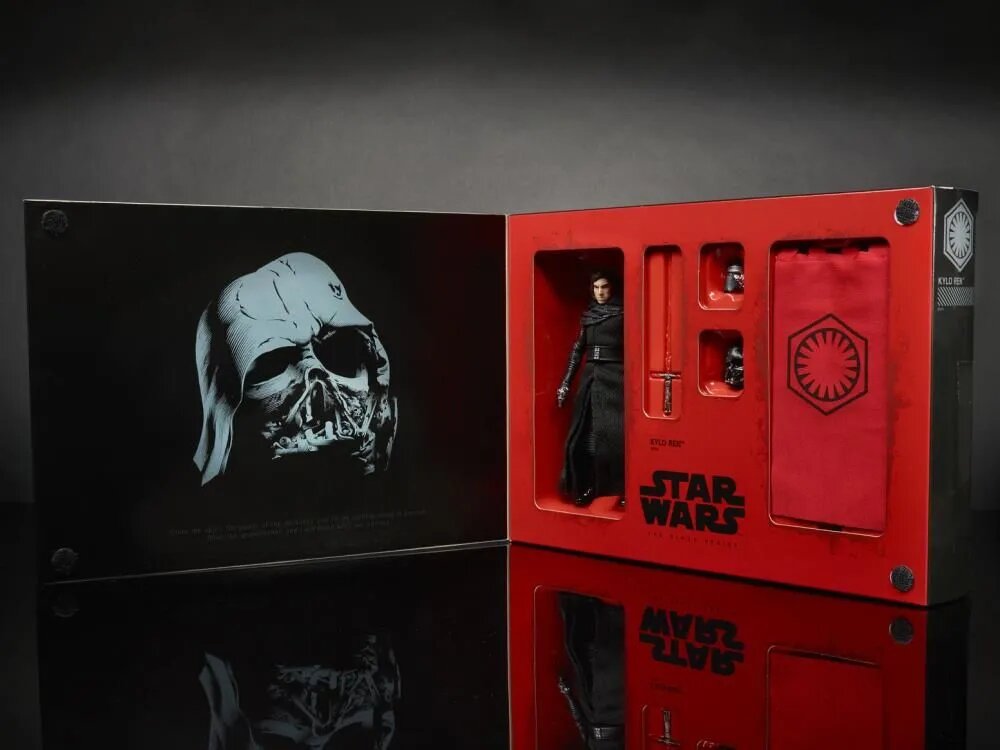 Фигурка Star Wars "Черная серия" Кайло Рен (без маски), 15 см — фото 1