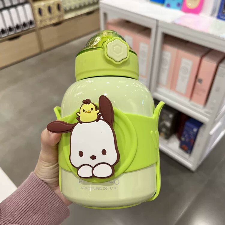 Большая термоизолированная бутылка для воды Miniso Sanrio Outdoor Park, 560 мл, с изображением персонажа Cinnamoroll