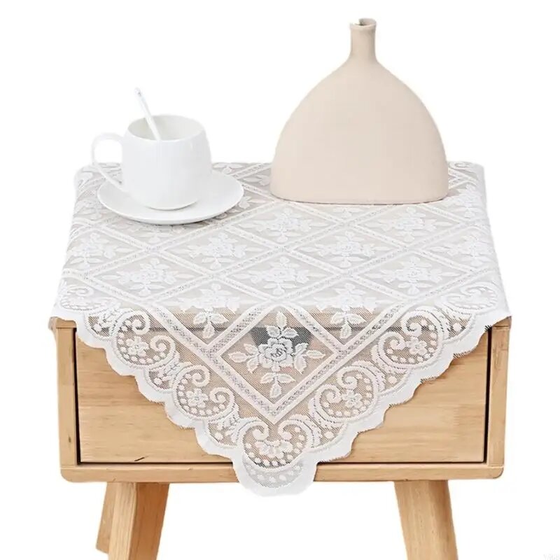 Кружевная скатерть для тумбочки Sheer White Design 60x60cm