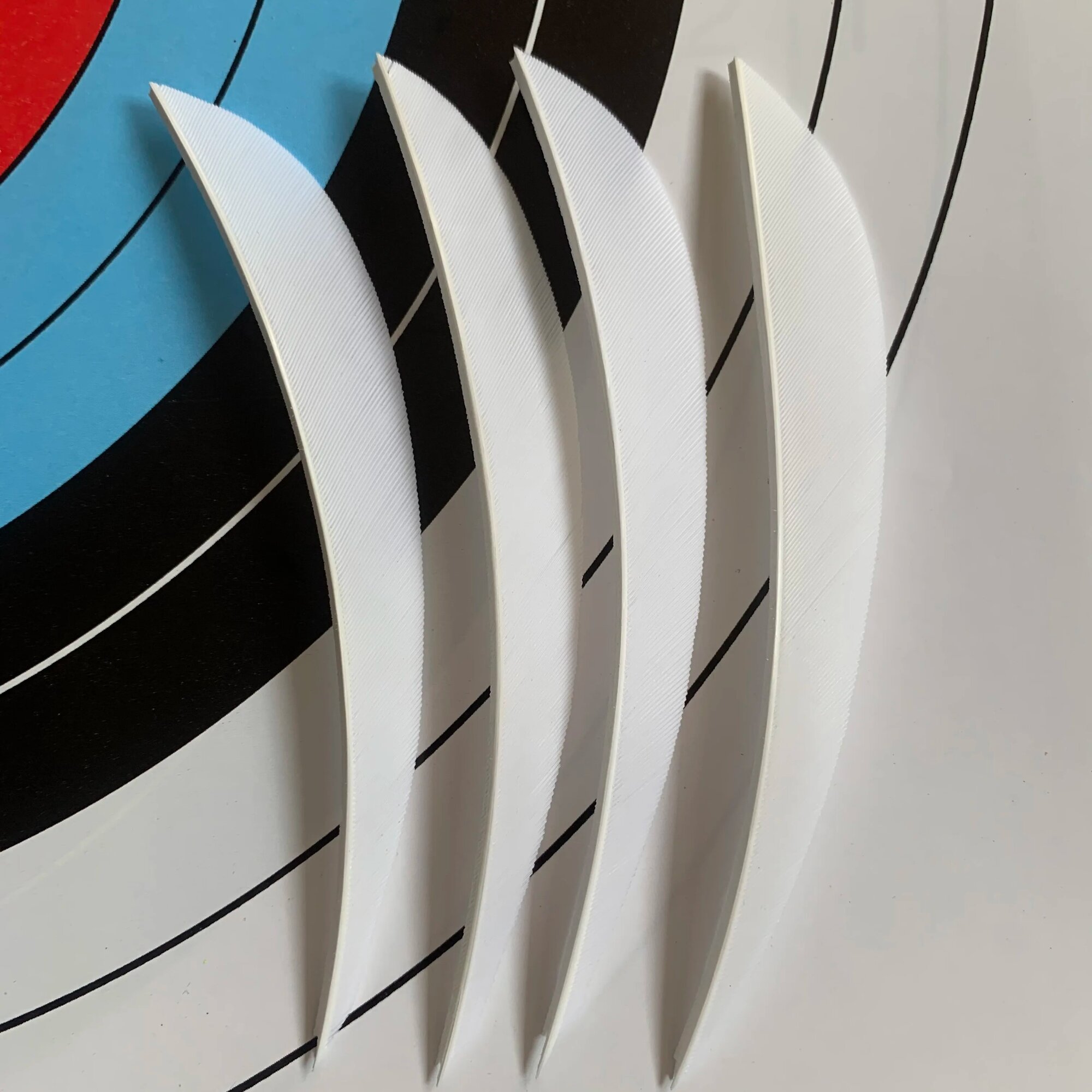 Белые стрелы для стрельбы THE CDRIC ARCHERY 5"