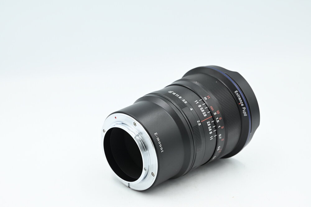 Объектив Laowa 12mm f/2.8 Zero-D Lens Sony FE - с.н. 027650