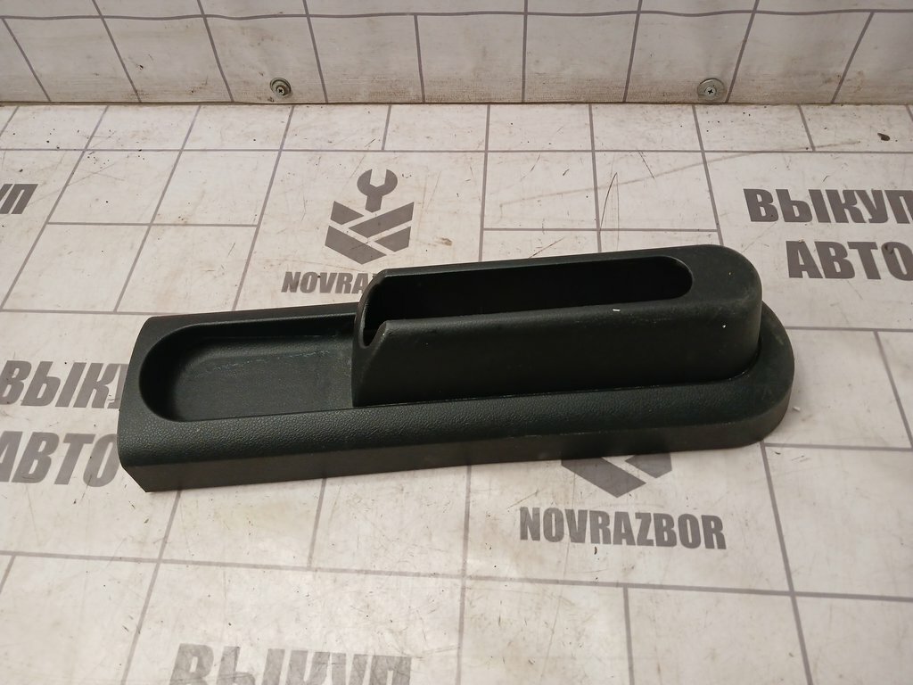 Консоль Ford Fusion 2002-2012