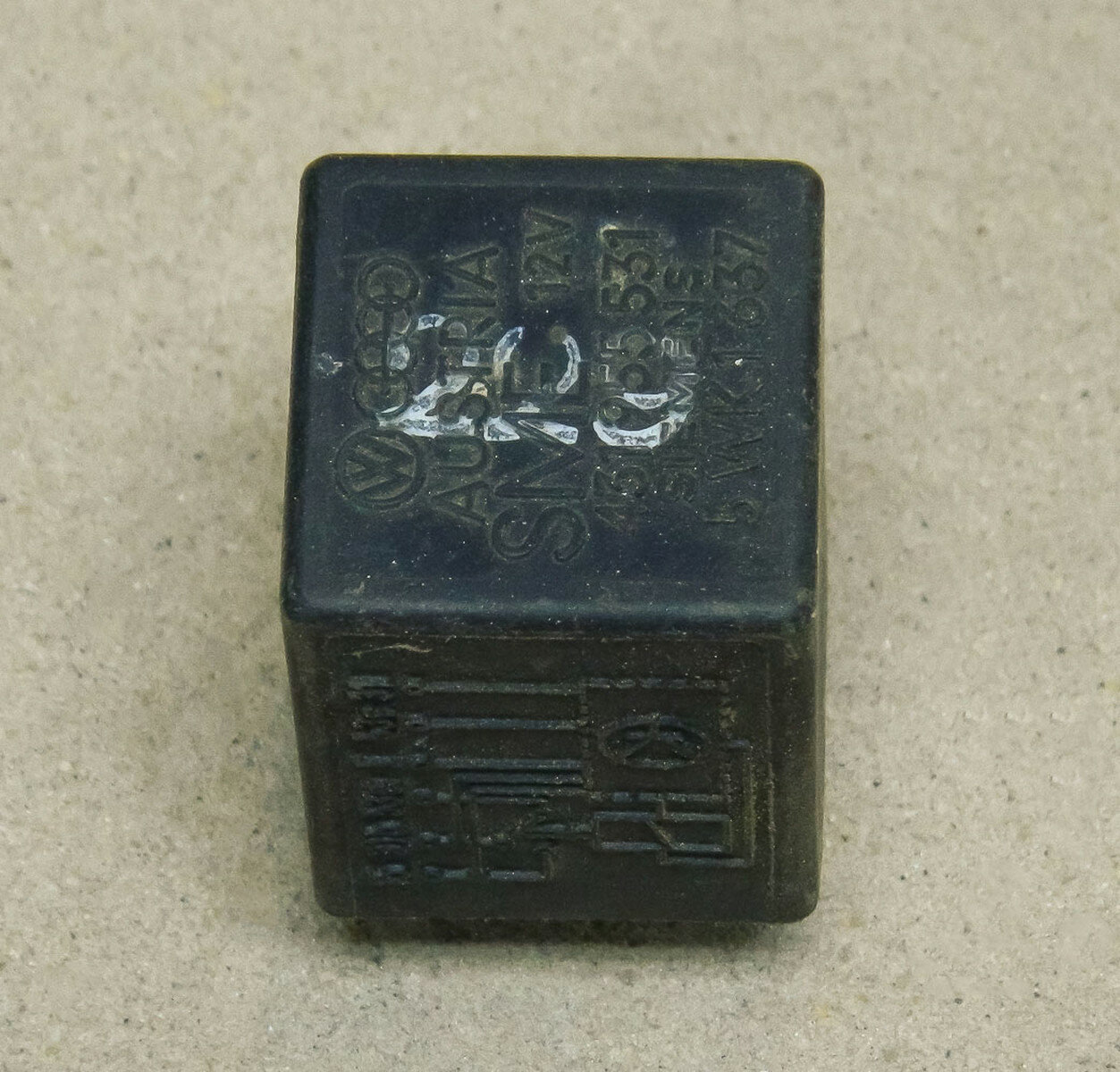 Реле 229 Audi 100 C3