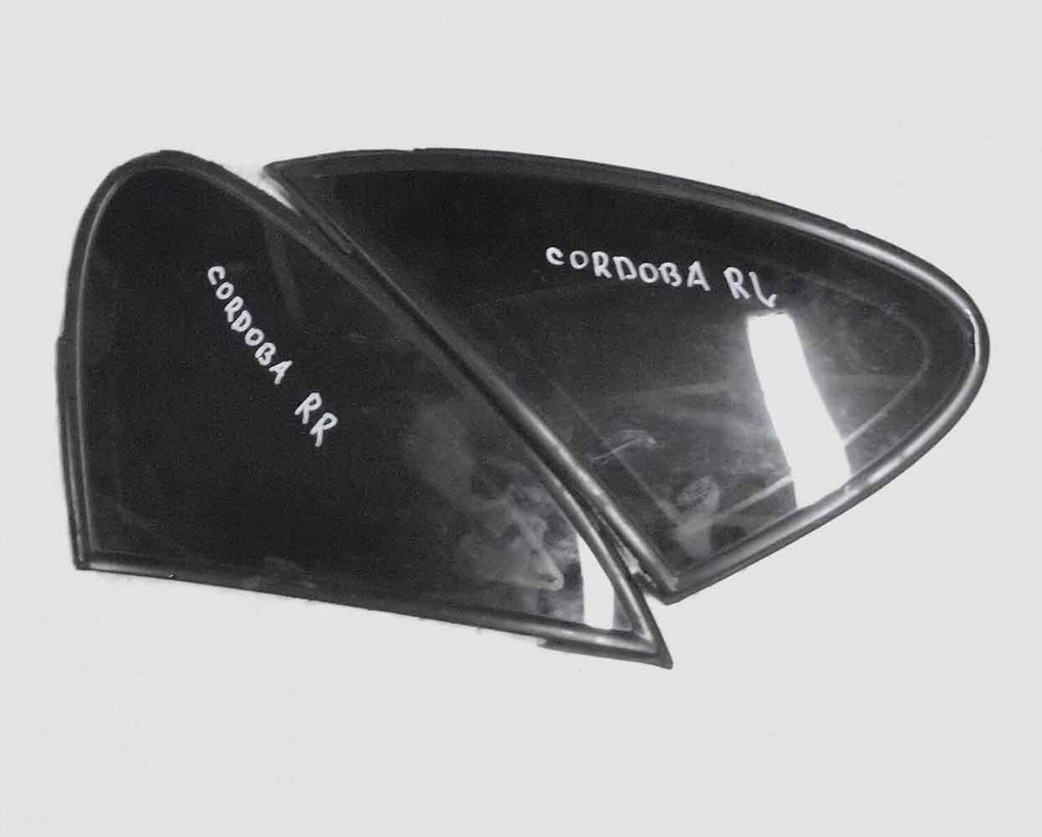 Стекло кузова заднее правое Seat Cordoba 96-99