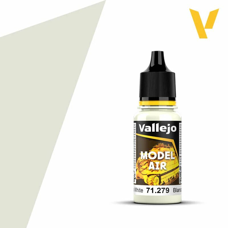 Краска Vallejo Model Air Insignia White 17мл. 71.279 акриловая