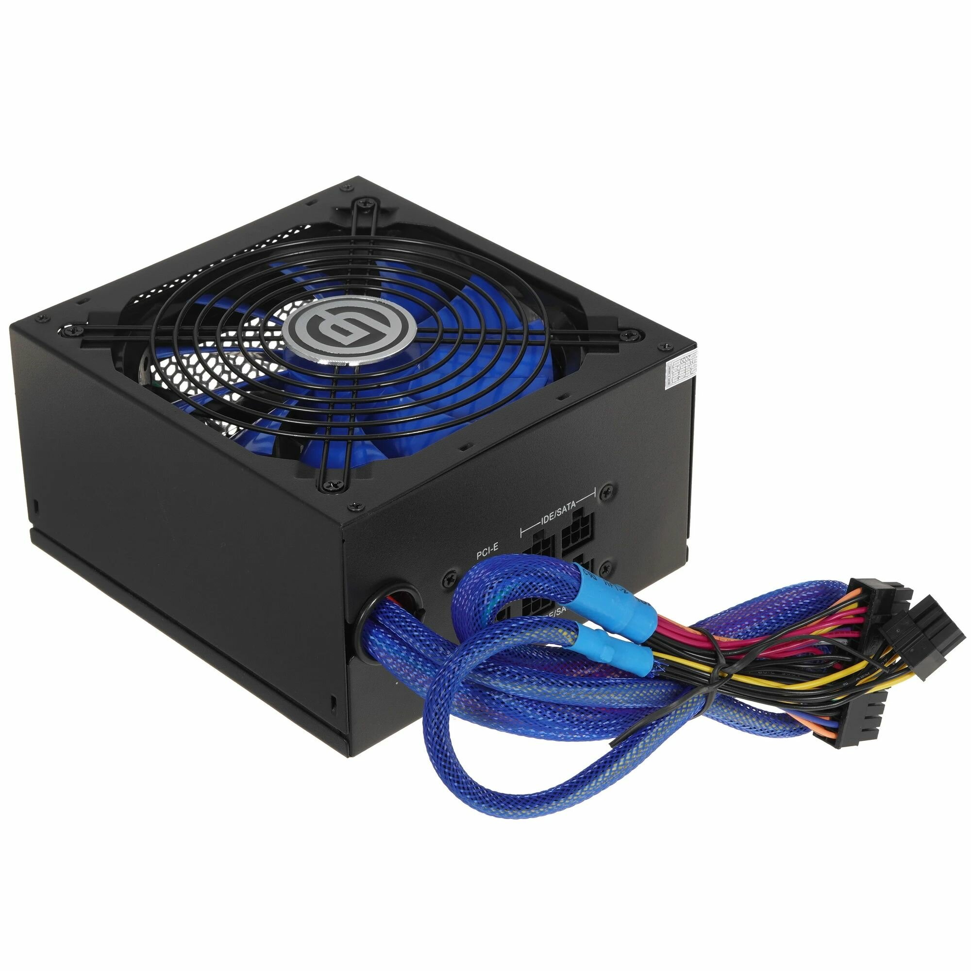 Блок питания Ginzzu MC600 80 Plus Bronze (MC600) черный - ATX 20+4 пин, 4 pin + 4 pin CPU, 6 SATA, 2 x 6+2 pin PCI-E