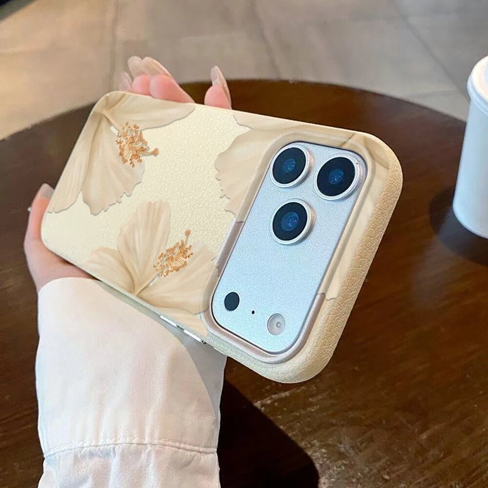 Чехол для iPhone 13 Pro White Lily, белый, силикон