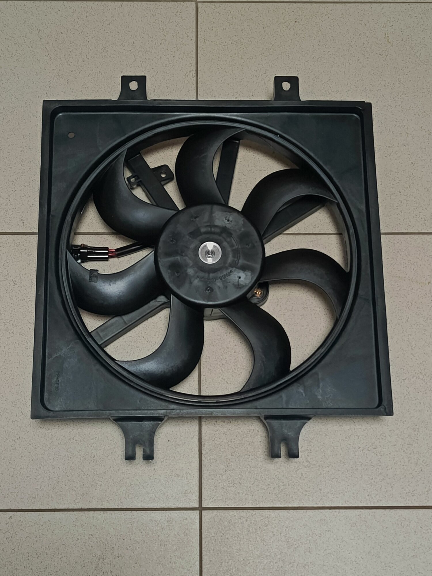 Вентилятор охлаждения левый Haima 3 [1.8 16V 5MT седан] PA1015025M1