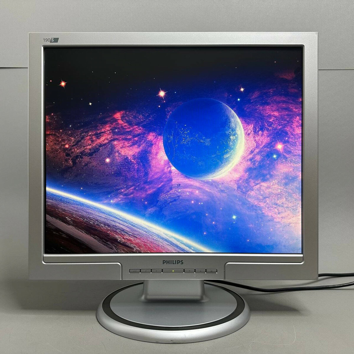 19" Монитор Philips 190S7FG, 1280x1024, TN+film, серебристый