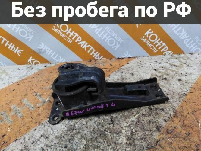 Подушка двигателя Лево с пробегом Mitsubishi Pajero Io H67W