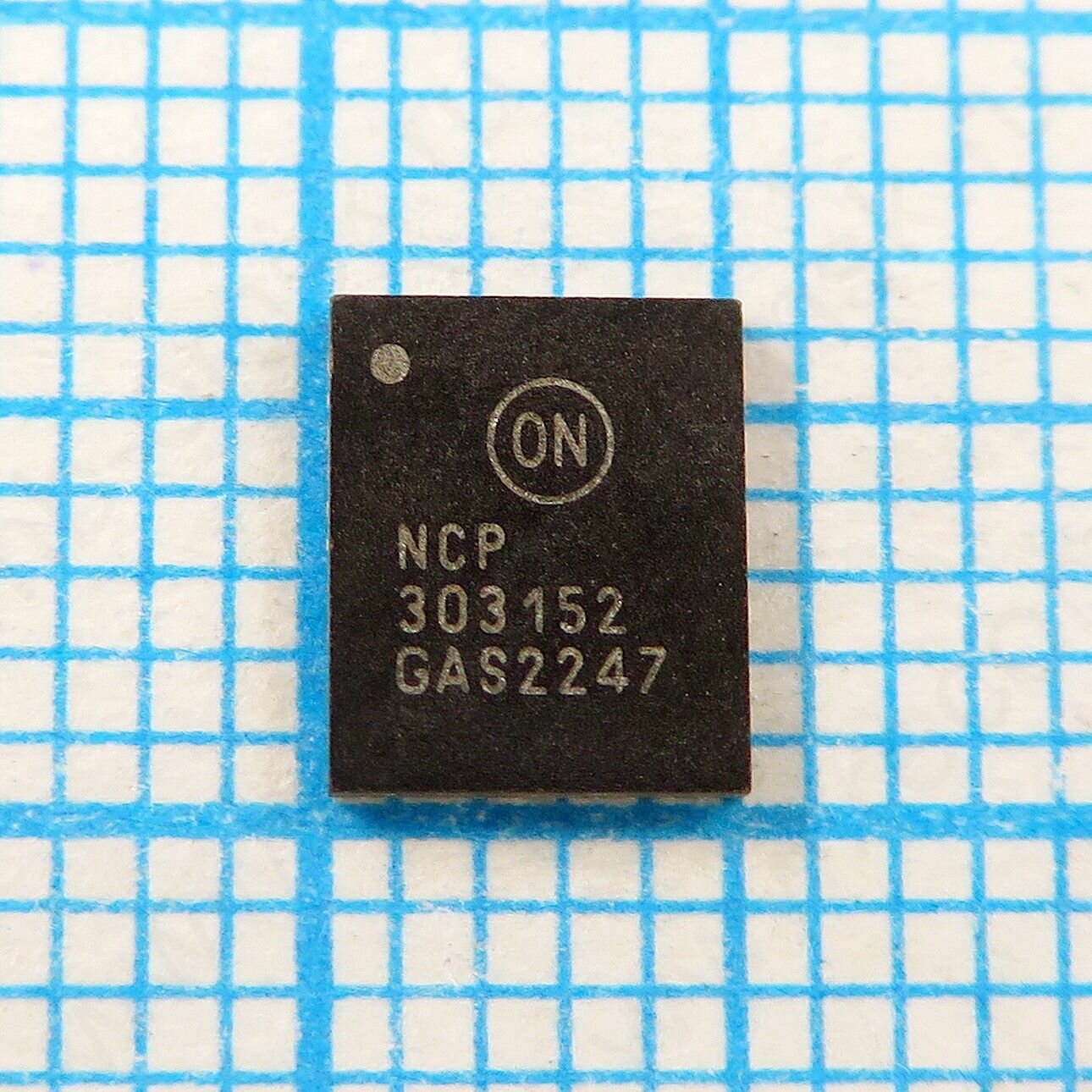 NCP303152 - Интегрированный драйвер и MOSFET с встроенным монитором тока