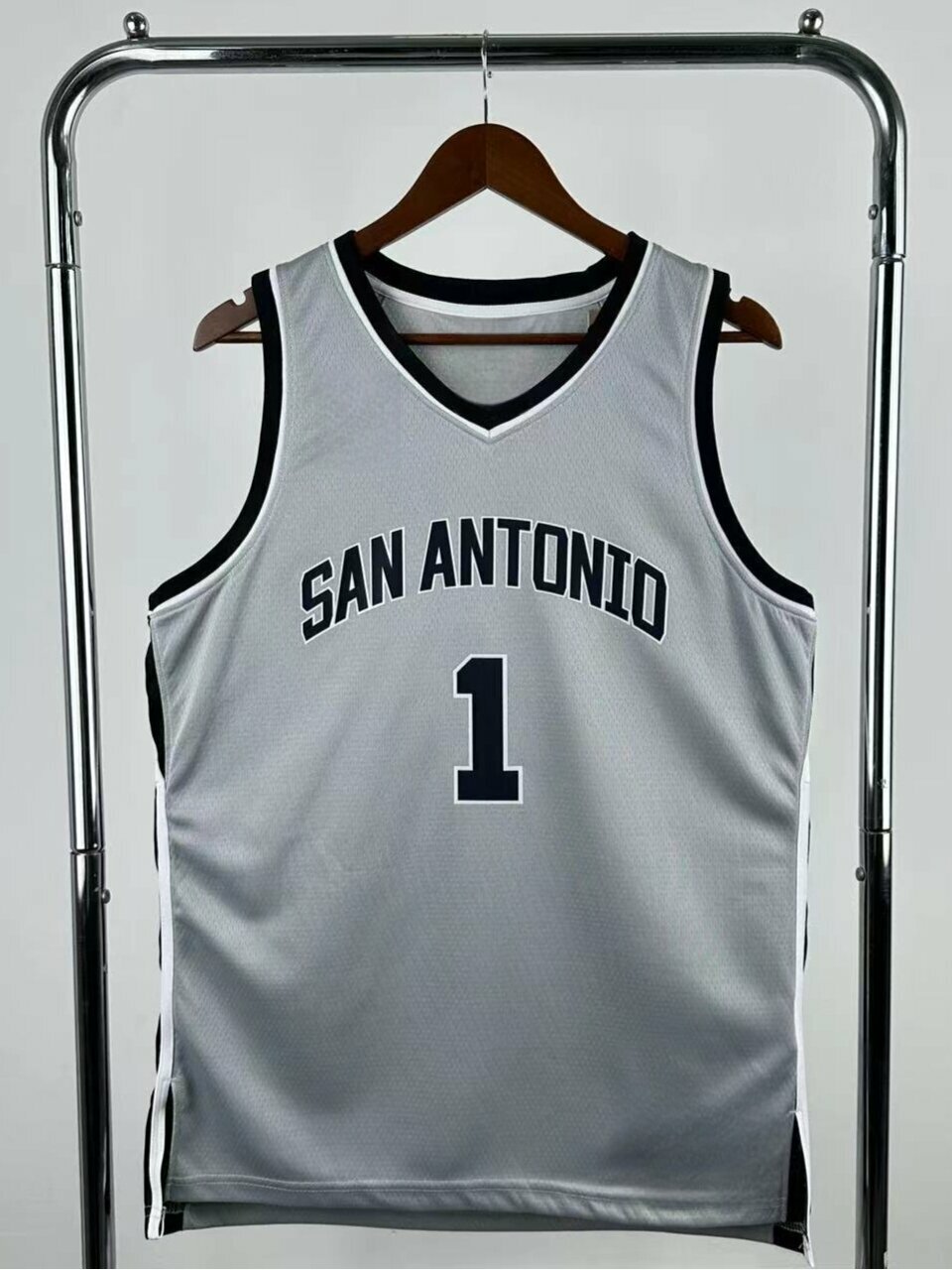 Футболка San Antonio Spurs WEMBANYAMA NBA, полиэстер, дышащая, влагоотводящая