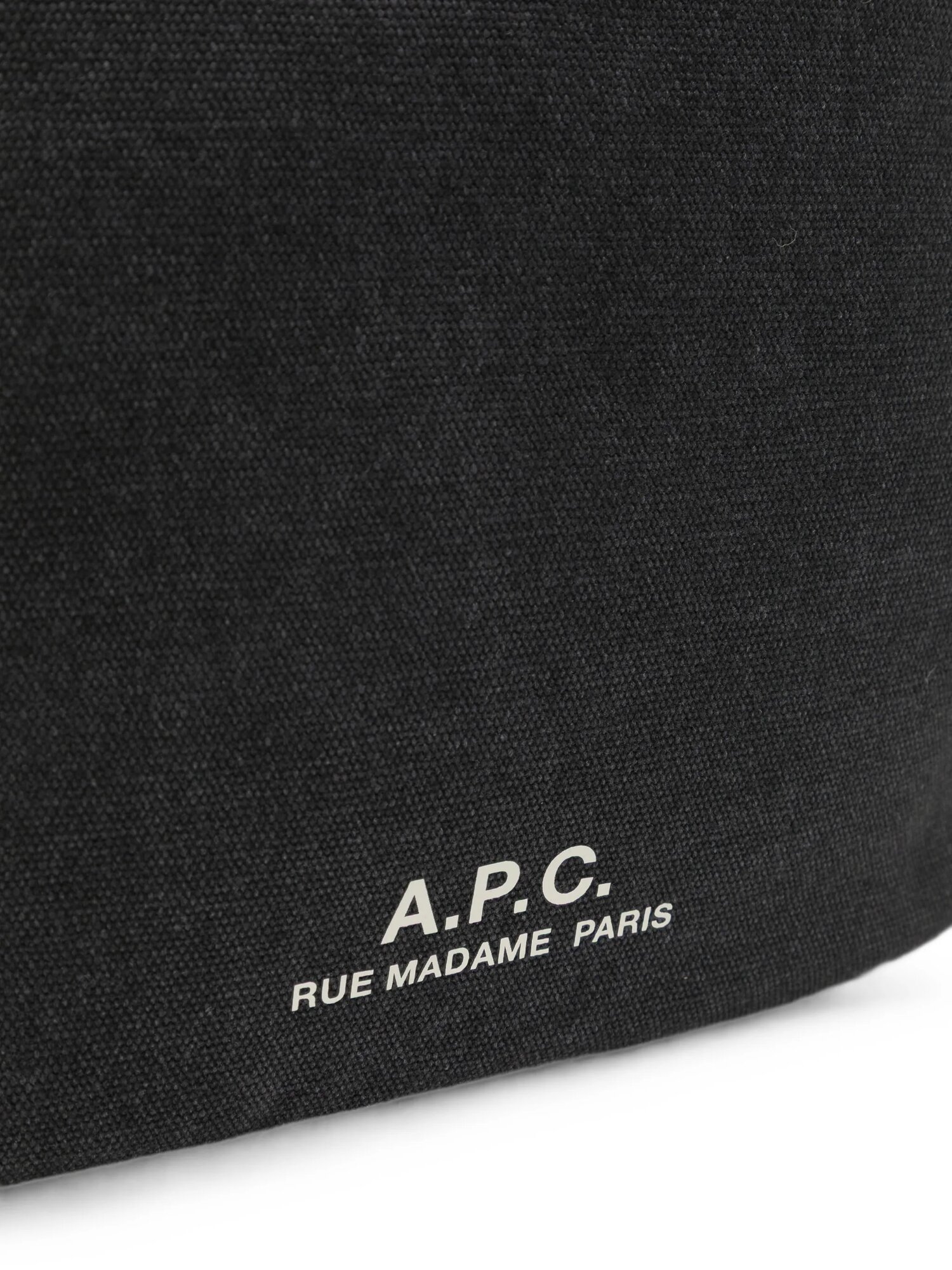 Сумка A.P.C. Journal messenger bag, черный — фото 1