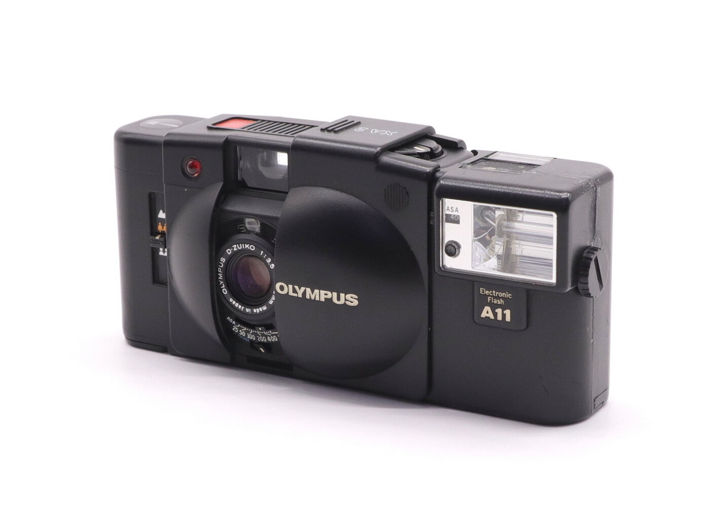 Фотоаппарат Olympus XA 2 + фотовспышка A11