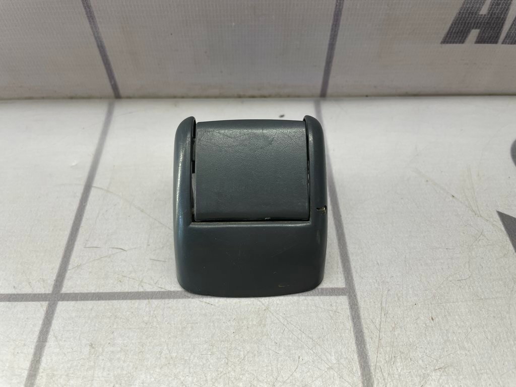 Накладка (кузов внутри) Toyota Estima Lucida Previa 1996-2000